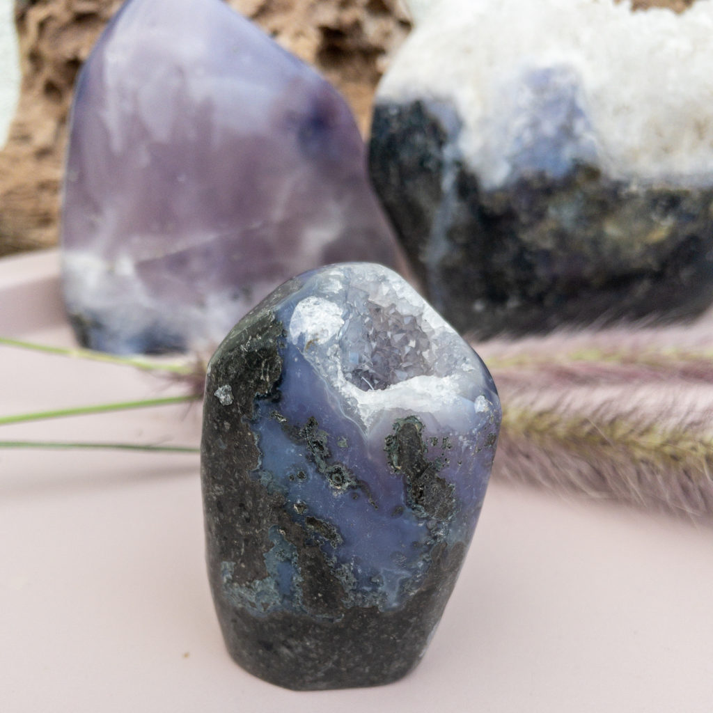 blå kalcedon harmoni lycka telepatisk kommunikation